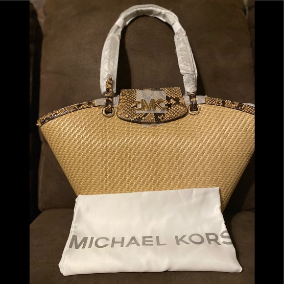 MICHAEL Michael Kors | Bags | 86 Mk Izzy Medium Fab Straw Tote | Poshmark